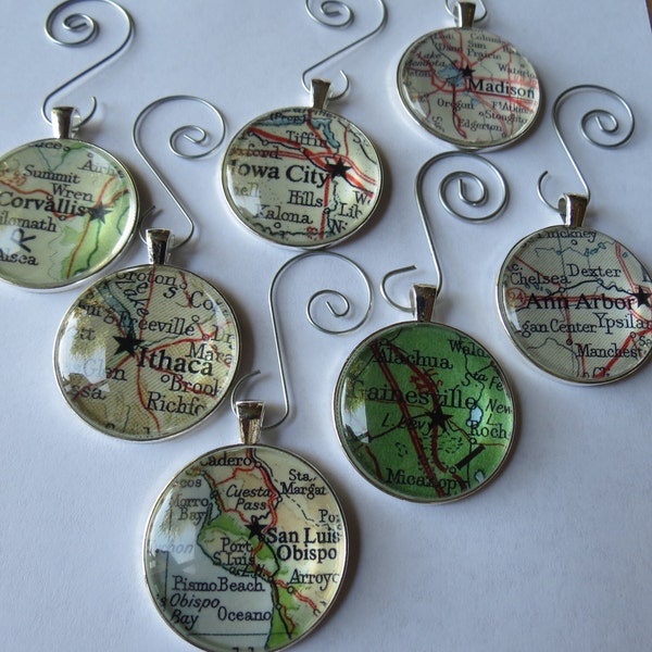 College Alumni Gifts - 60+ Gift Ideas for 2024