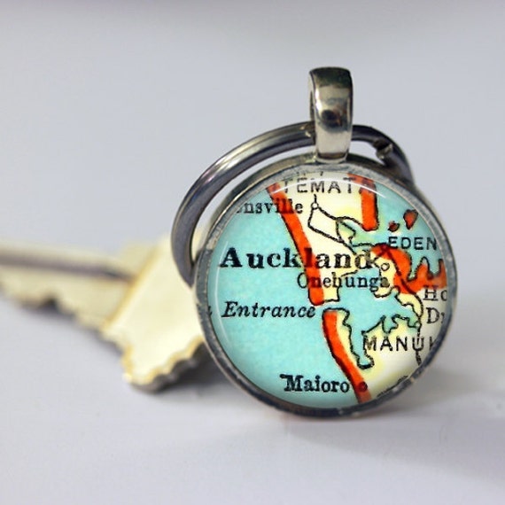Auckland New Zealand Mens Keychain or Wife Gift keychain best | Etsy