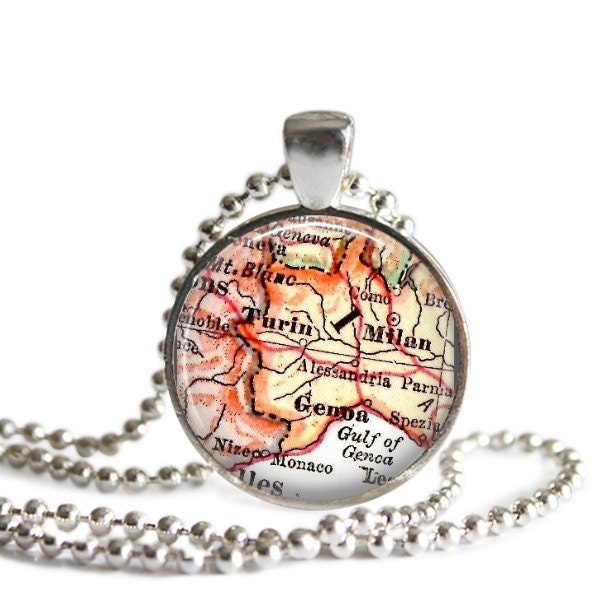 Italy Map Necklace - Etsy