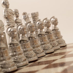 Roman Imperator Bust Chess Set With Luxurious Chessboard - Etsy