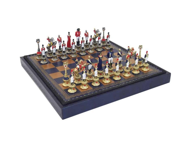 NAPOLEON: Hand-coloured Chess Set With Luxurious Game Board + CHESS Set ...