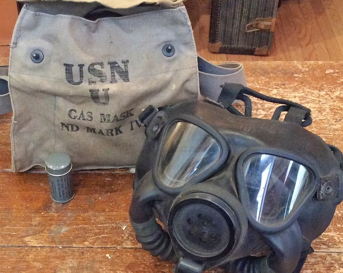 Vintage 1940s WWII USN U Gas Mask Mark IV - Etsy