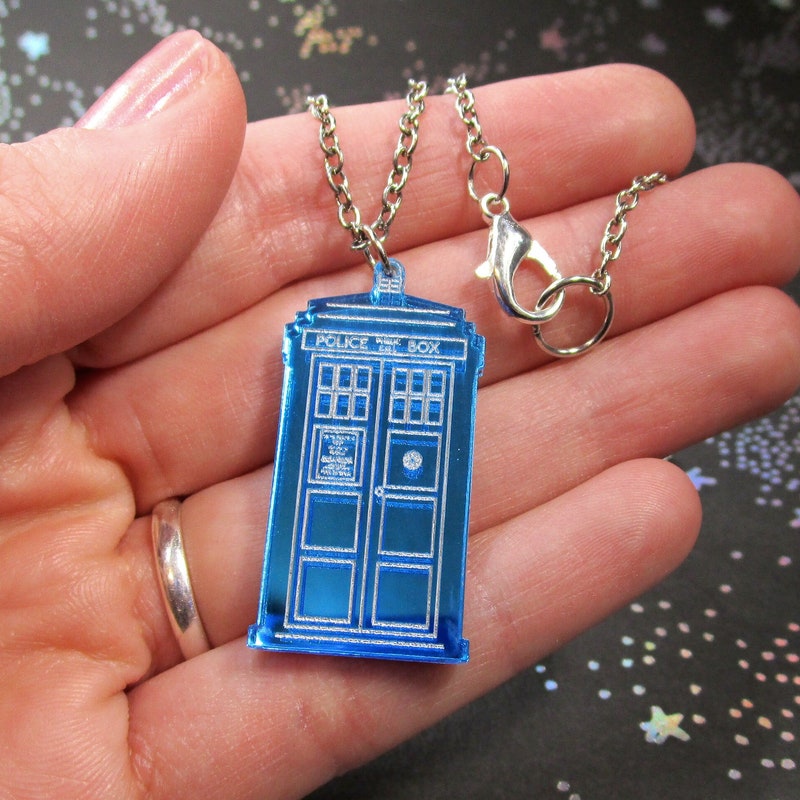Doctor Necklace - Etsy