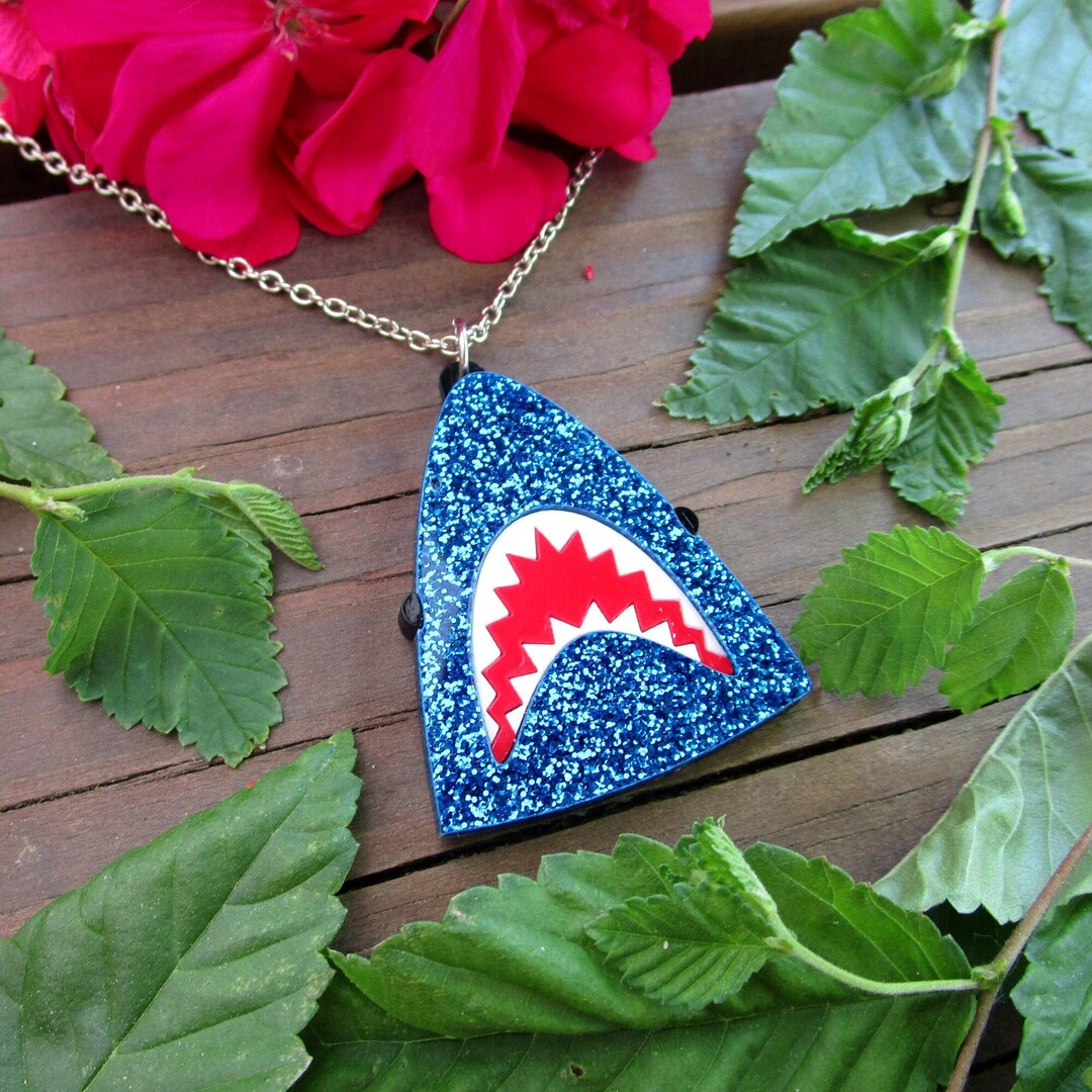 Jaws Shark Head Blue Glitter Pendant Necklace, Jaws Movie Summertime ...