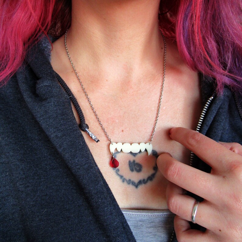 Vampire Fangs Necklace Dripping Blood Drop Vampire Pendant - Etsy