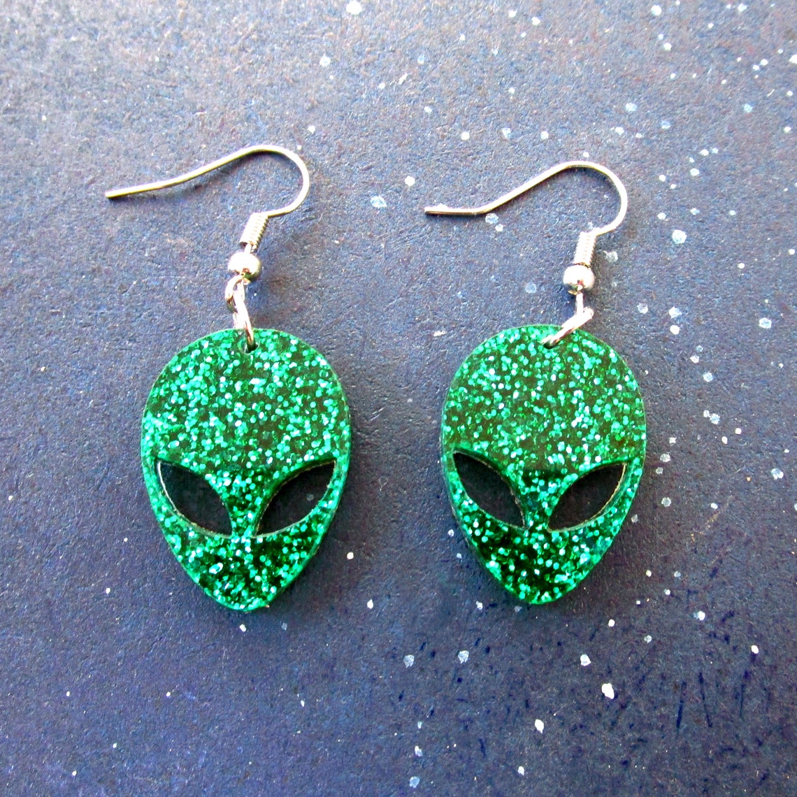 Glitter Green Alien Dangle Earrings, Big Eye Space Aliens Statement ...