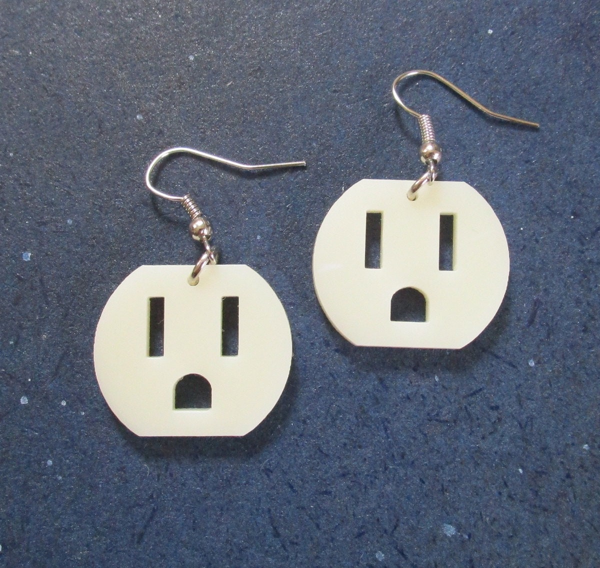 Electrical Outlet Earrings, Power Plug Socket Face, Weird Funny ...