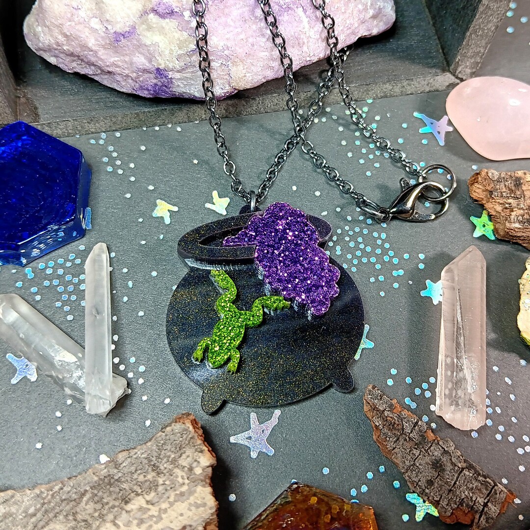 Big Glitter Cauldron Poison Frog Halloween Pendant Necklace, Witch ...