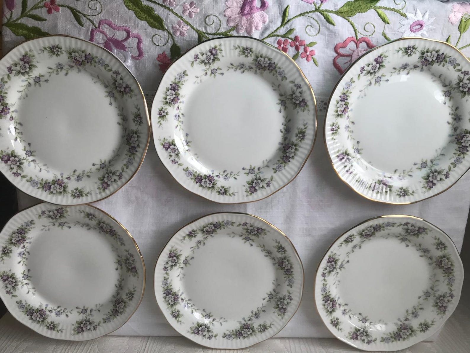 Set of Six Elizabethan Chantilly Floral Tea Plates - Etsy