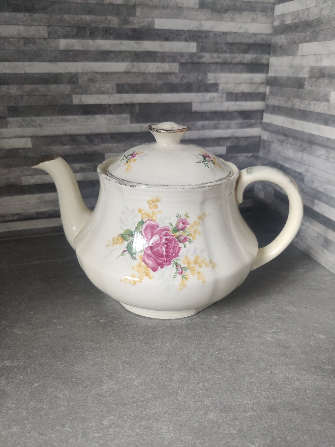 Alfred Meakin Floral Teapot. Made in England. - Etsy UK