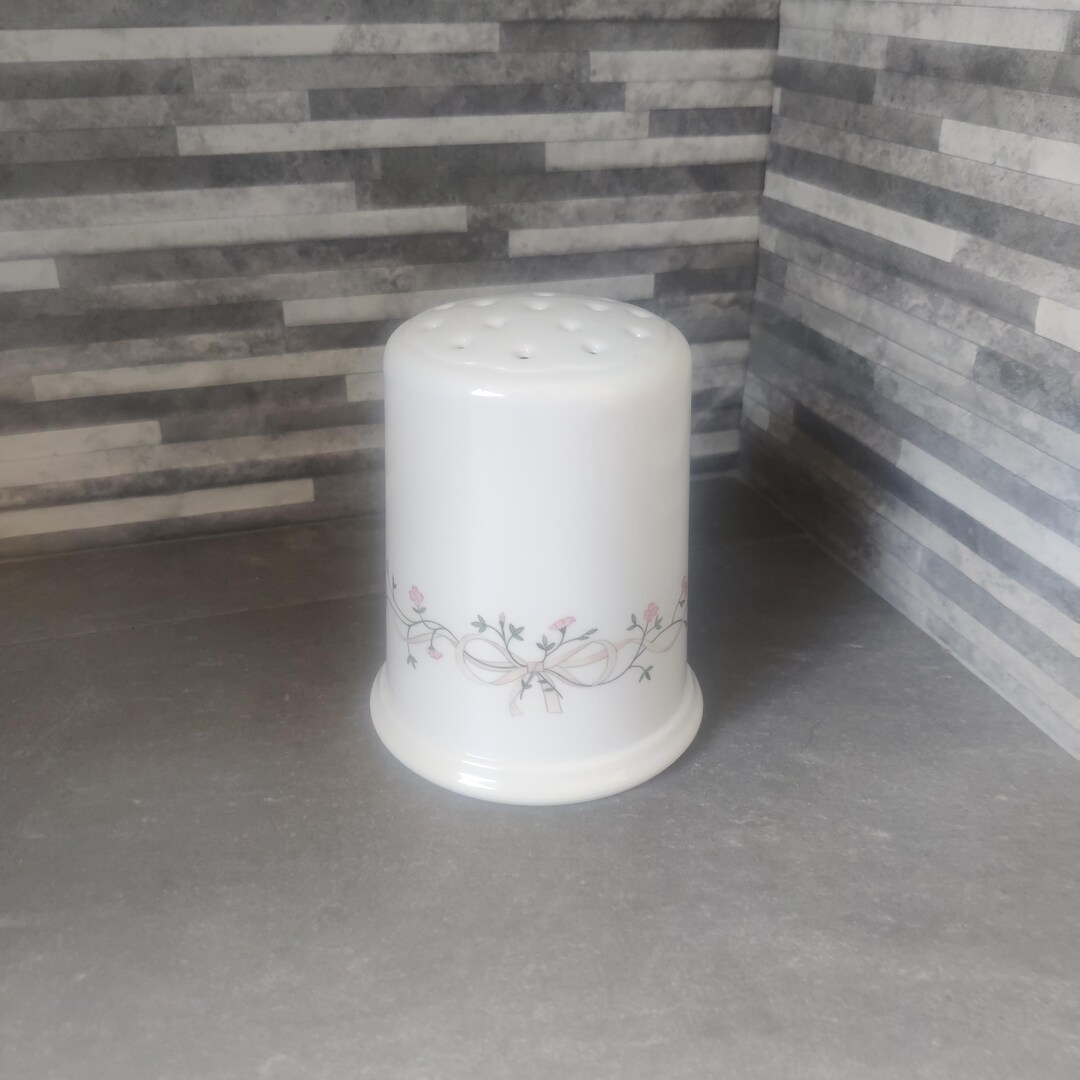 Johnson Bros Eternal Beau Flour Shaker, White With Pink Bow, Flour ...