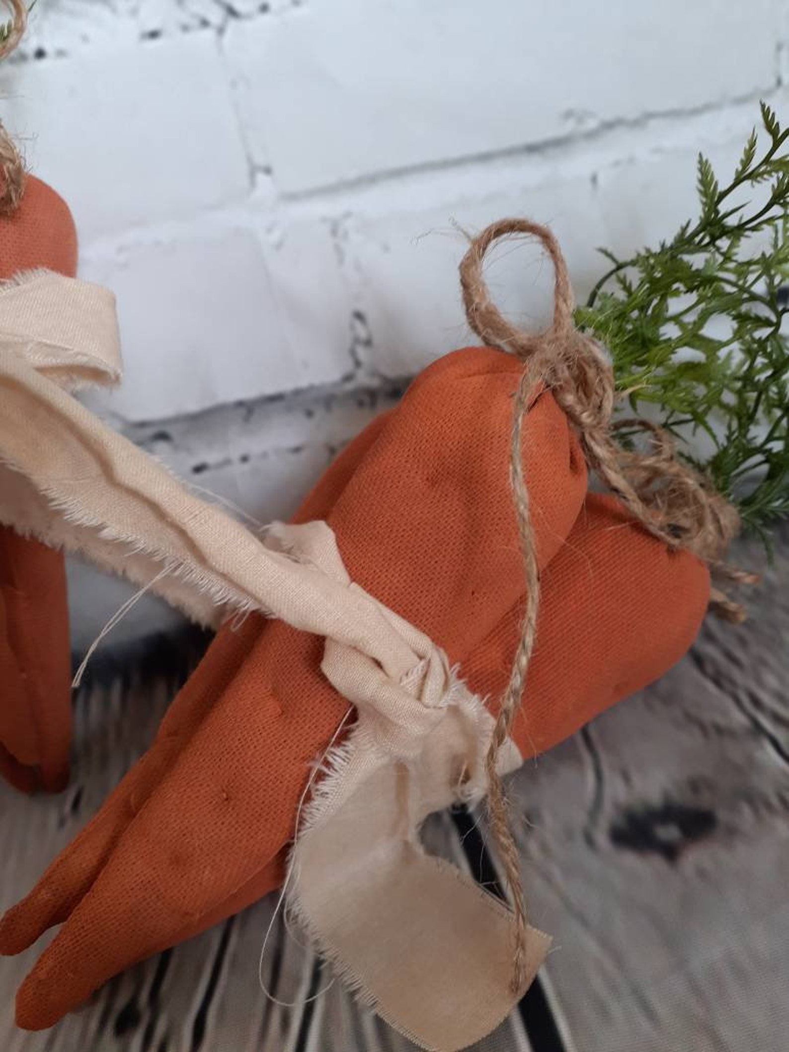 Easter Carrots Bunch of 3 Grunged Carrots Primitive - Etsy