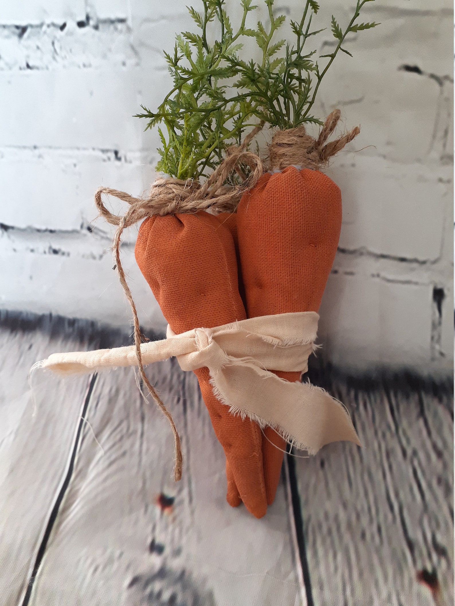 Easter Carrots Bunch of 3 Grunged Carrots Primitive - Etsy