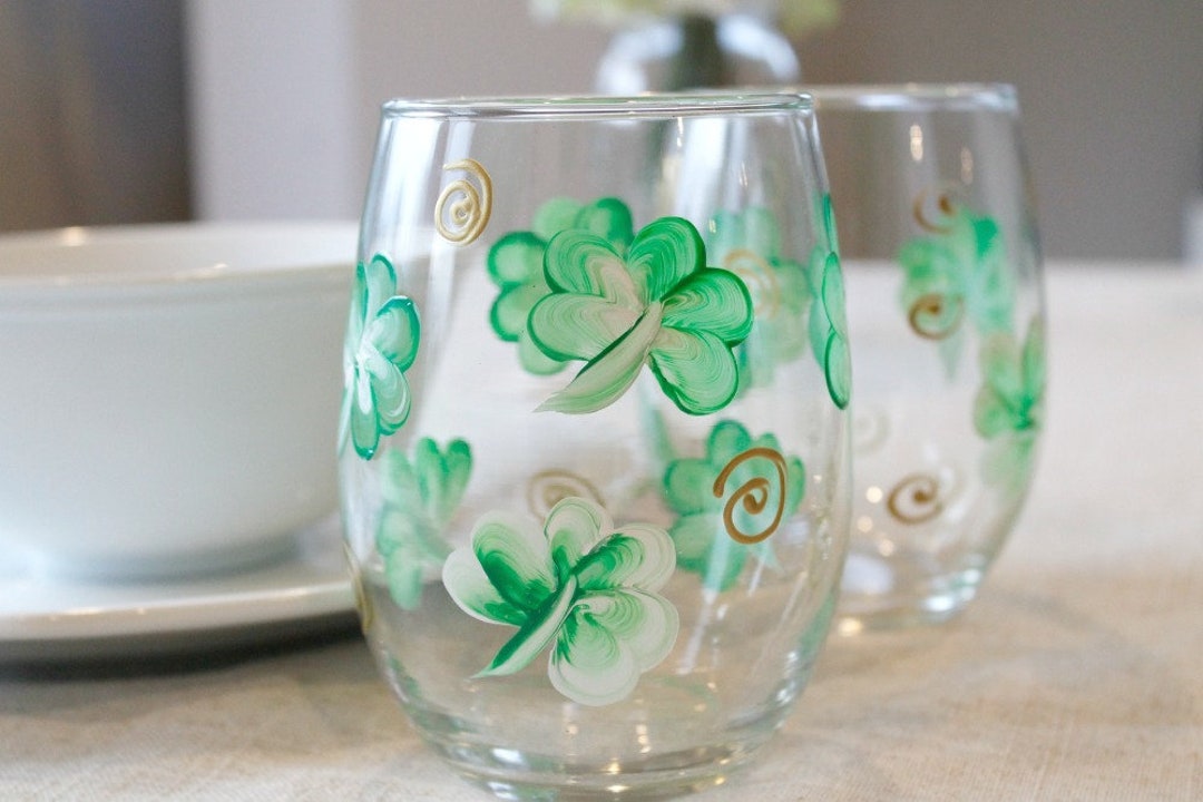 Shamrock Wine Glasses | Irish Wine Glasses | St. Patricks Day Decor ...