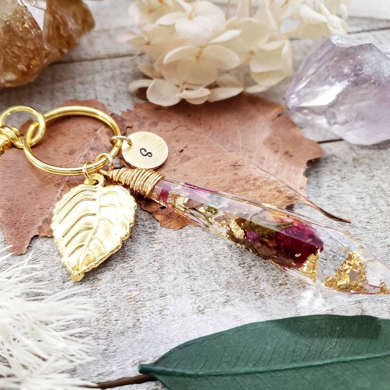 Resin Flower Keychain - Etsy