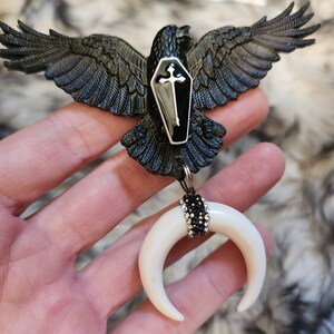 Raven Hair Clip - Goth Hair Clip - Moon Raven - Resin Hair Barrette ...