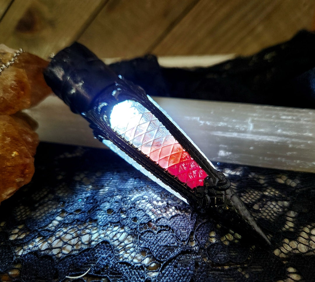 Vampire Blood Elixir - Goth Vial Necklace - Cosplay Jewelry - Vampire ...