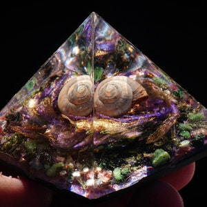 Land of the Fusheen - Orgonite - Meditation Tool - Galaxy Pyramid ...