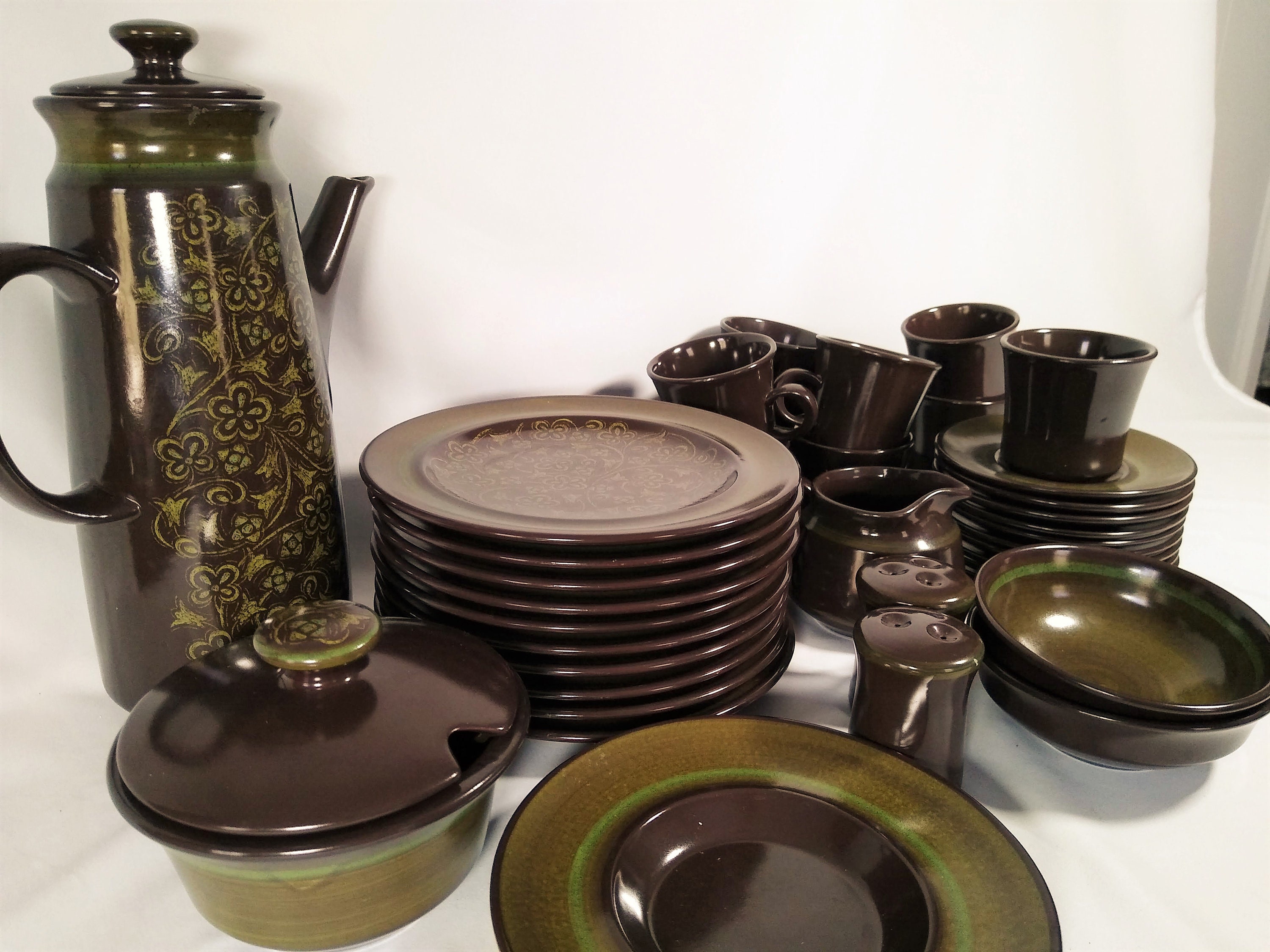 Mid Century Franciscan Madeira dinnerware set 46 pieces | Etsy