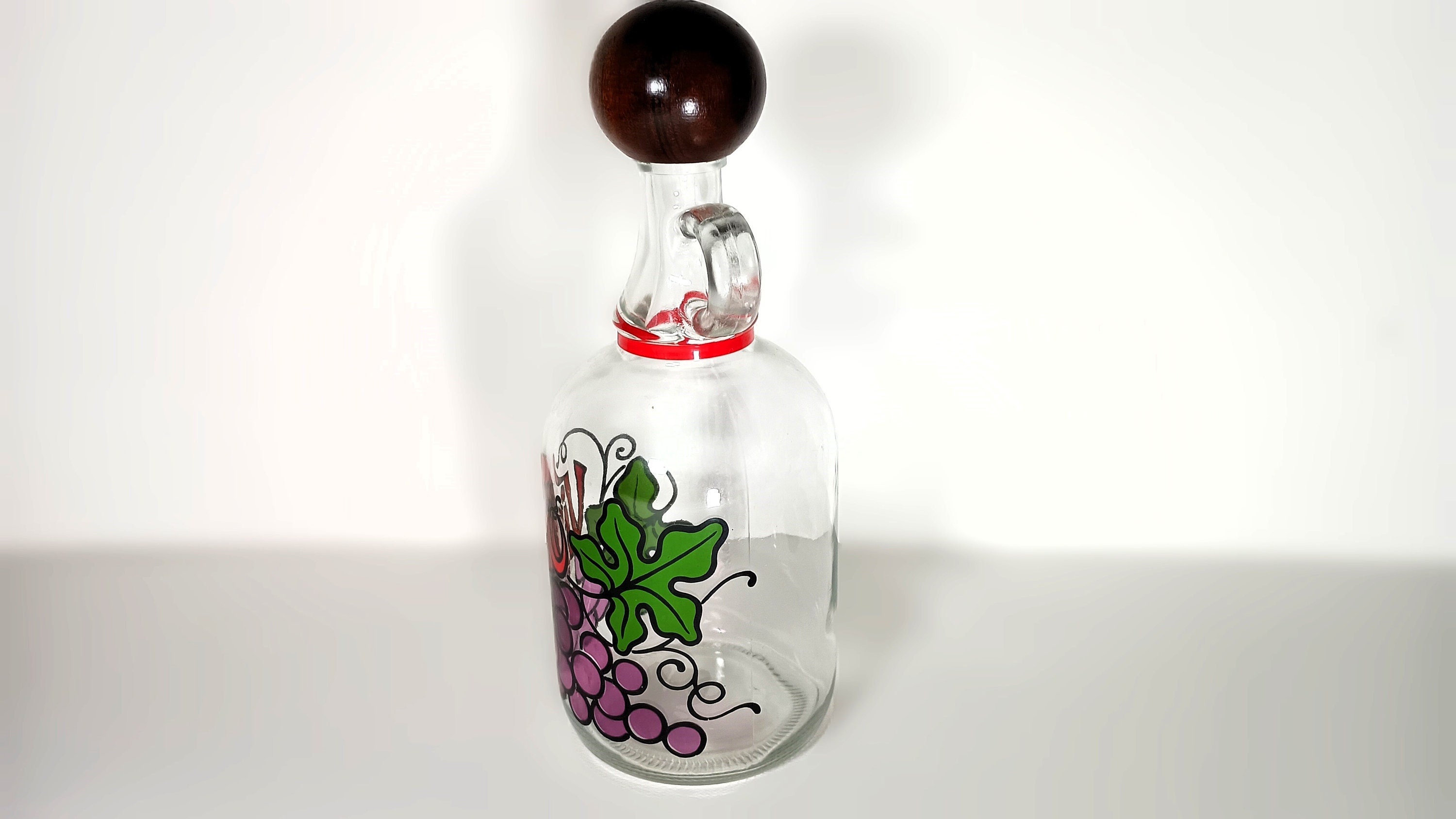 Mid-century Hand Painted Purple Grapes and Green Grape Vines Vino Wine ...
