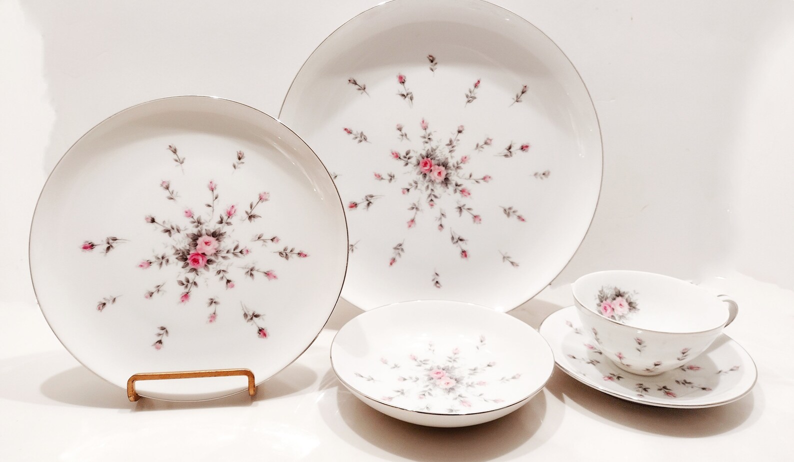 Harmony House Rosebud Fine China 1959, Pink Rosebud Pattern, Platinum ...
