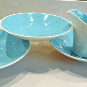 Harkerware Springtime With Aqua Blue Background Place Settings and Sets ...