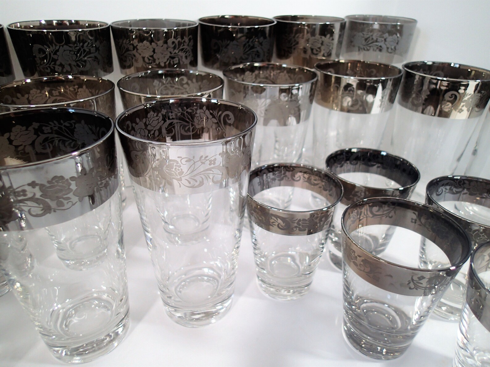 Vitreon Queen's Luster Cocktail Glasses: Embossed Silver Banded Barware ...