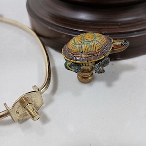 Mid-century Modern Tall Gourd Table Lamp With Textured Gradated Avocado ...