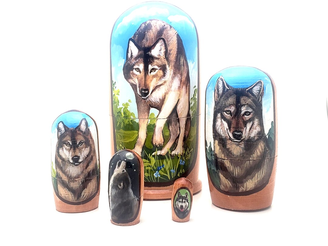 Gray Wolf Handcrafted Nesting Dolls 5 Piece Stacking Doll Set, Small 4 ...