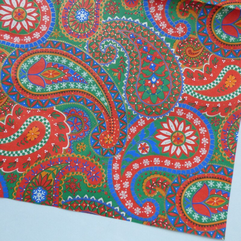 1970s Gift Wrap - 60+ Gift Ideas for 2026