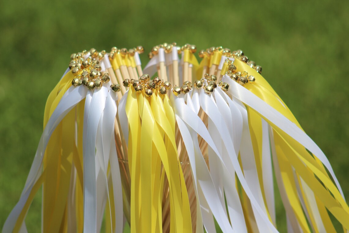 75 Wedding Wands With Bells Party Streamers Party | Etsy