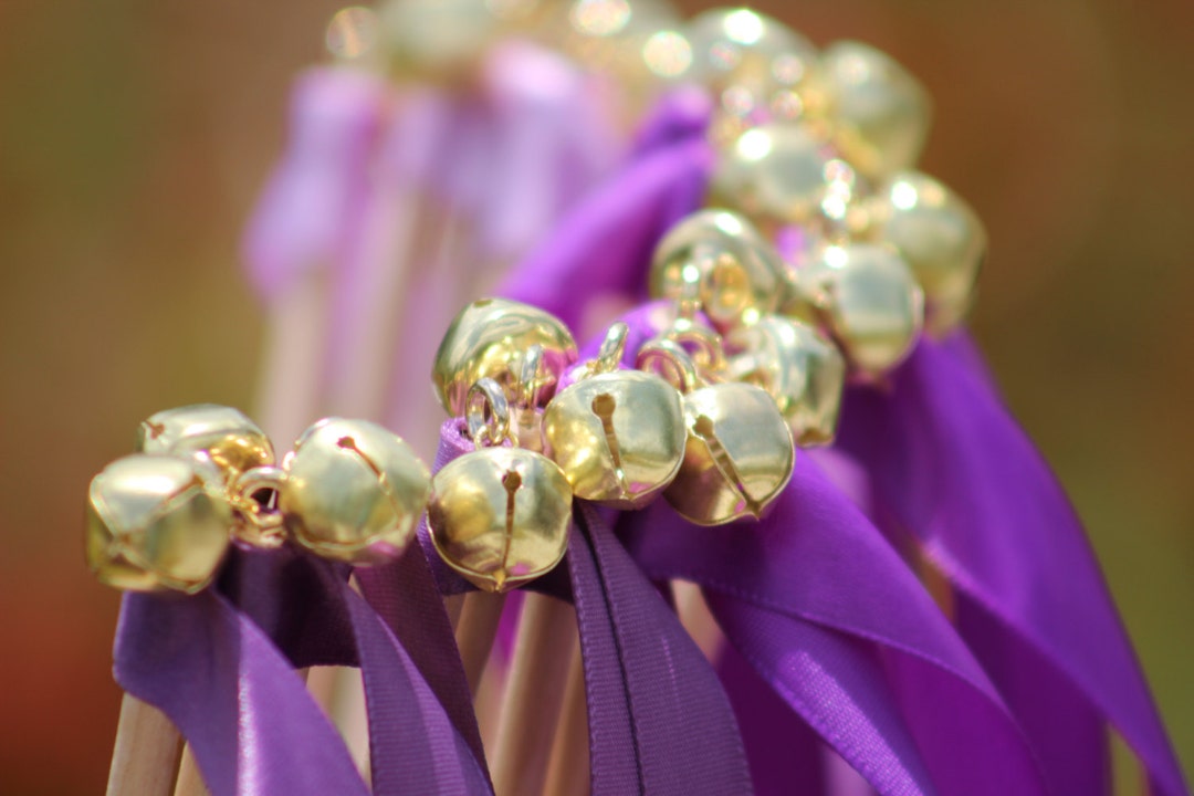 50 Wedding Ribbon Wands With Bell Party Ribbon Streamers Party ...
