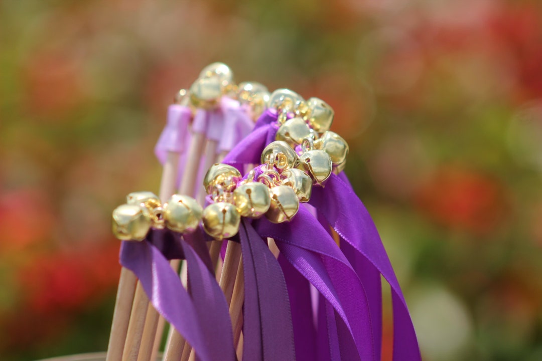100 Wedding Ribbon Wands With Bell - Party Streamers - Party ...