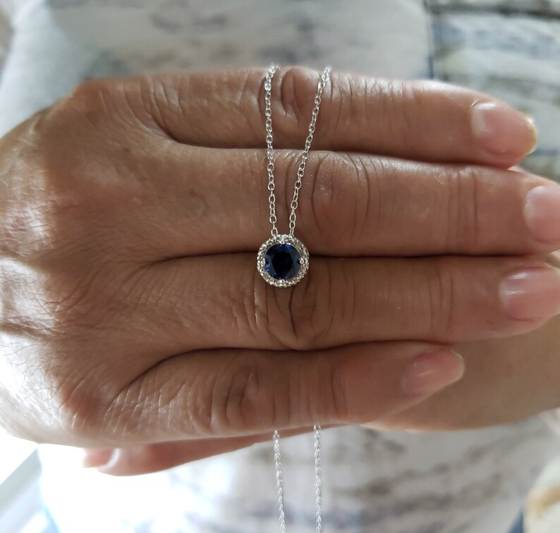 Collar de zafiro azul colgante de diamantes de zafiro azul - Etsy España
