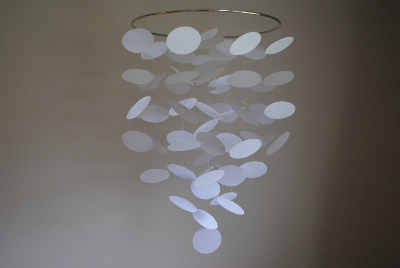 White Floating Dot Mobile // Nursery Mobile // Baby Mobile - Etsy