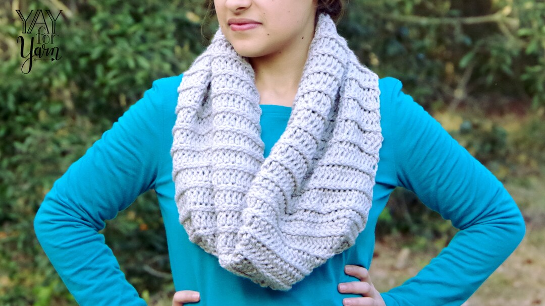 Crochet Pattern - Knit-look Crochet Cowl - Chunky Infinity Scarf ...