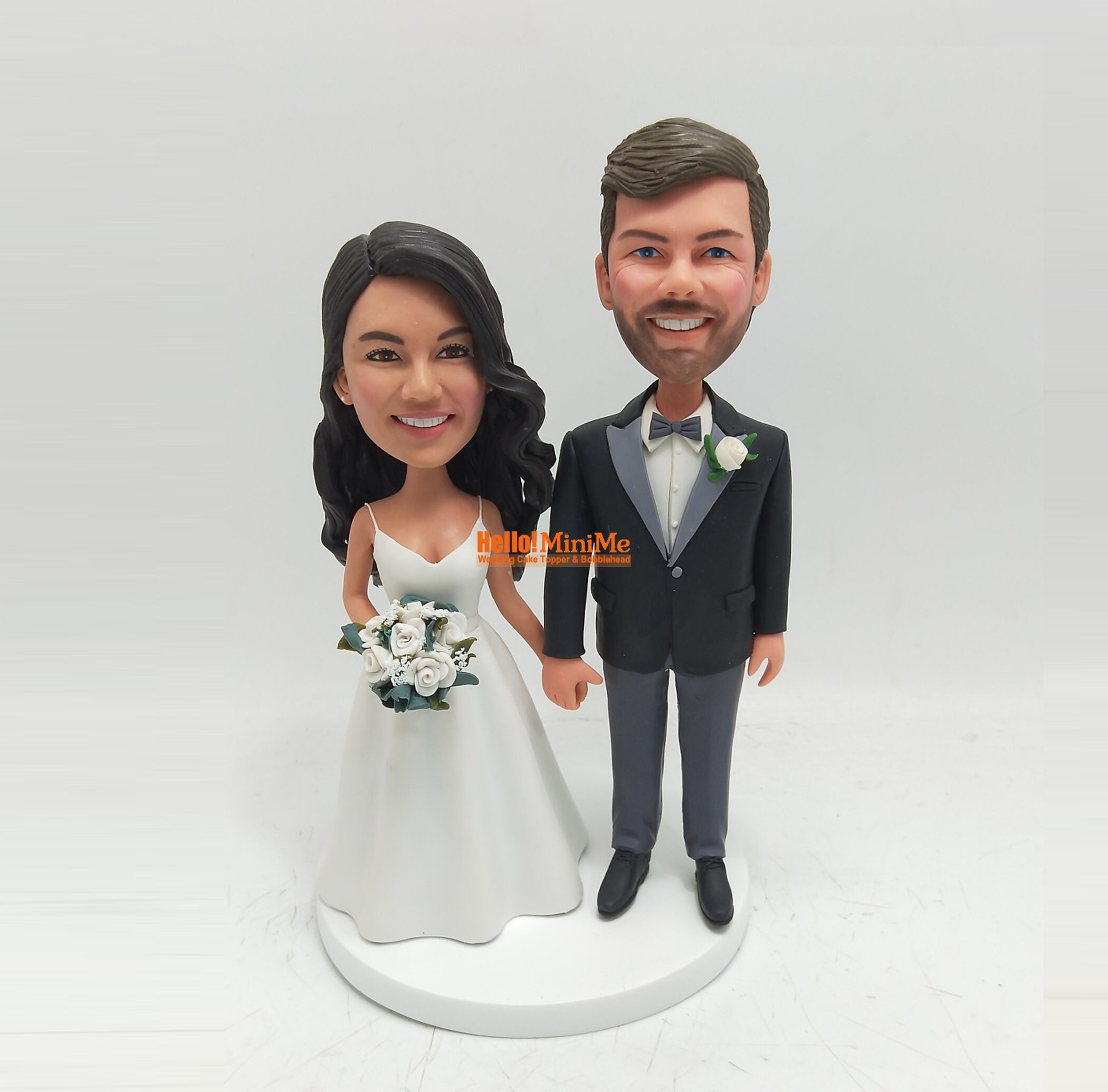 Custom Wedding Cake Topper: Personalized Couple Figurine With Pet - Etsy