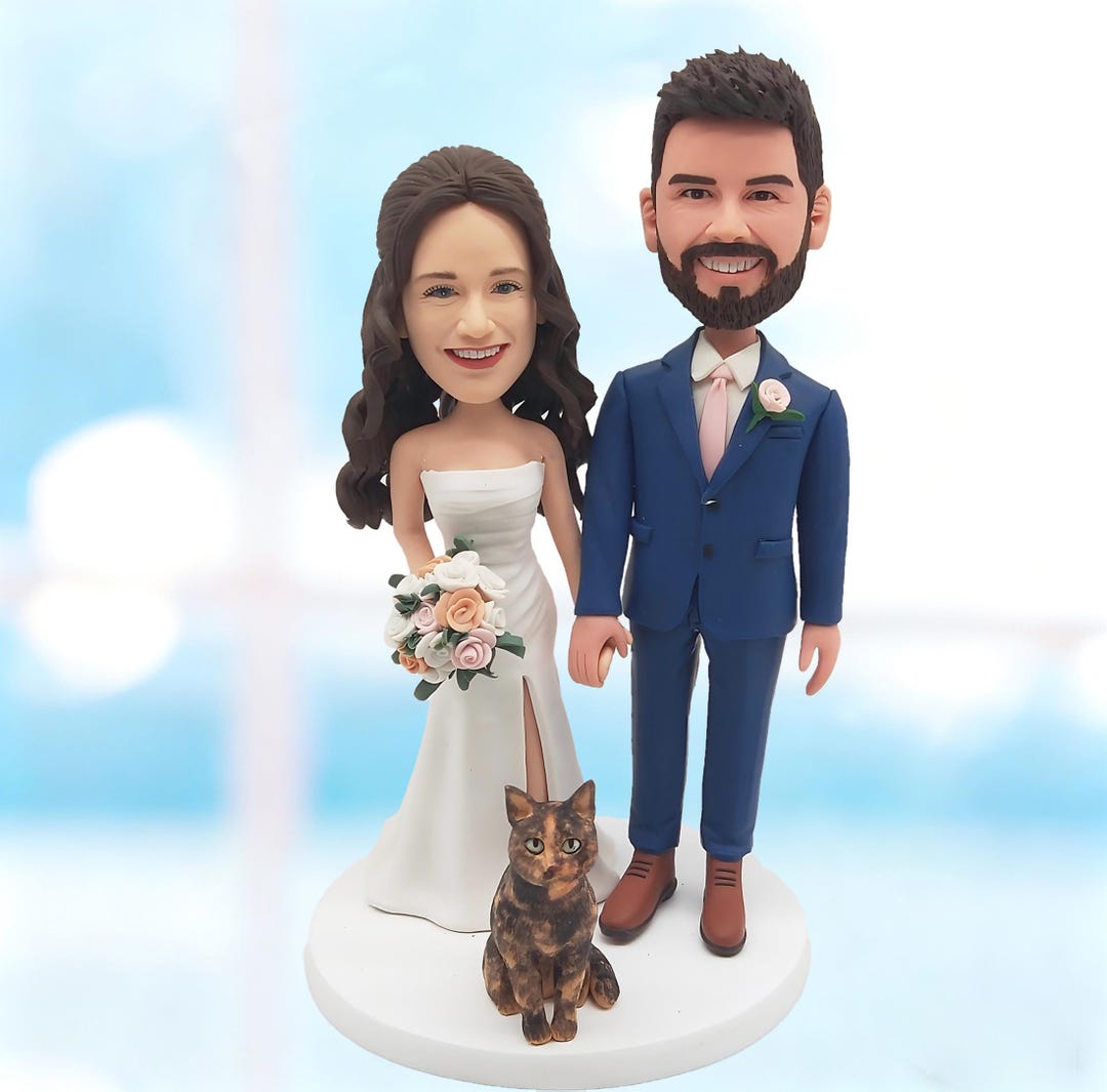 Custom Couple Bobblehead With Dog, Personalized Wedding Cake Topper ...
