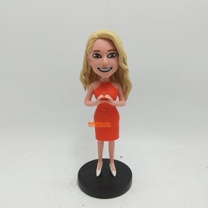 Bitmoji Bobble Head Birthday Gift Custom Bobblehead Bitmoji Figurine ...