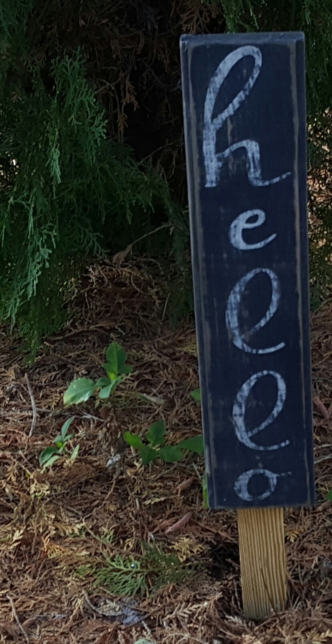 Distressed Vintage Look Hello Sign With Attached Stake/white - Etsy