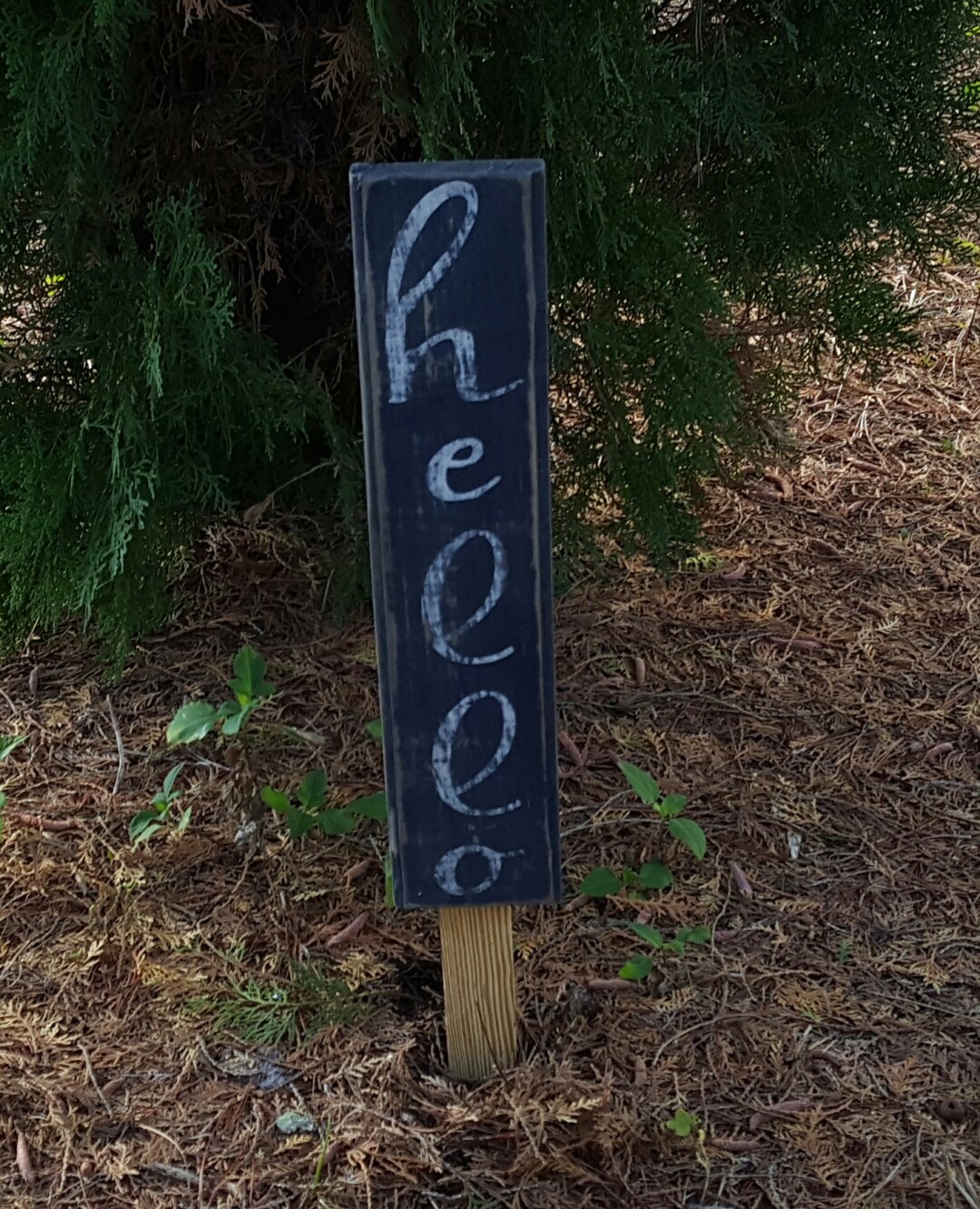 Distressed Vintage Look Hello Sign With Attached Stake/white and Black ...