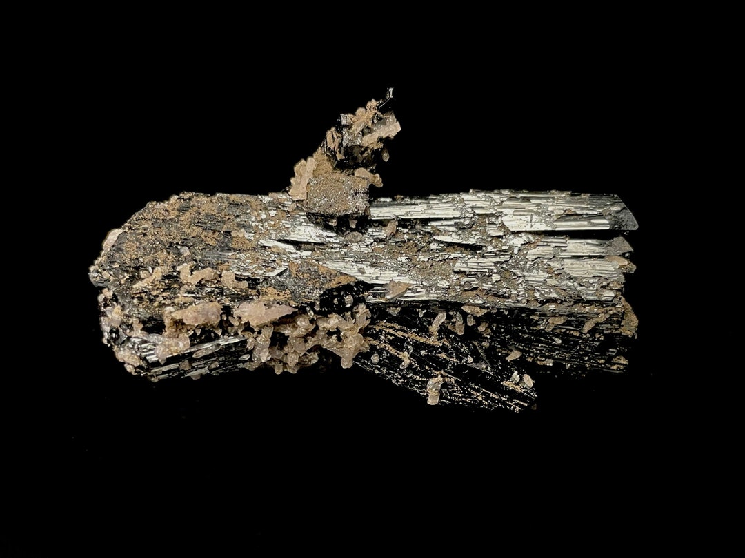Ilvaite and Quartz From Inner Mongolia - Etsy