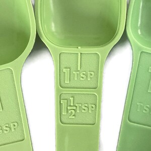 Replacement Measuring Spoon * Vintage Tupperware * Citrus Green * Lime ...