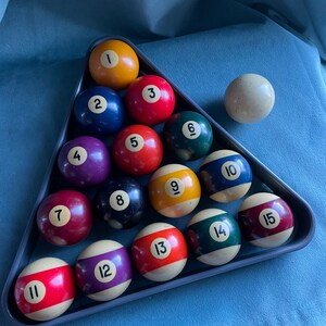 Vintage Hyatt Cast Phenolic Resin Pocket Billiard Pool Balls by Albany ...