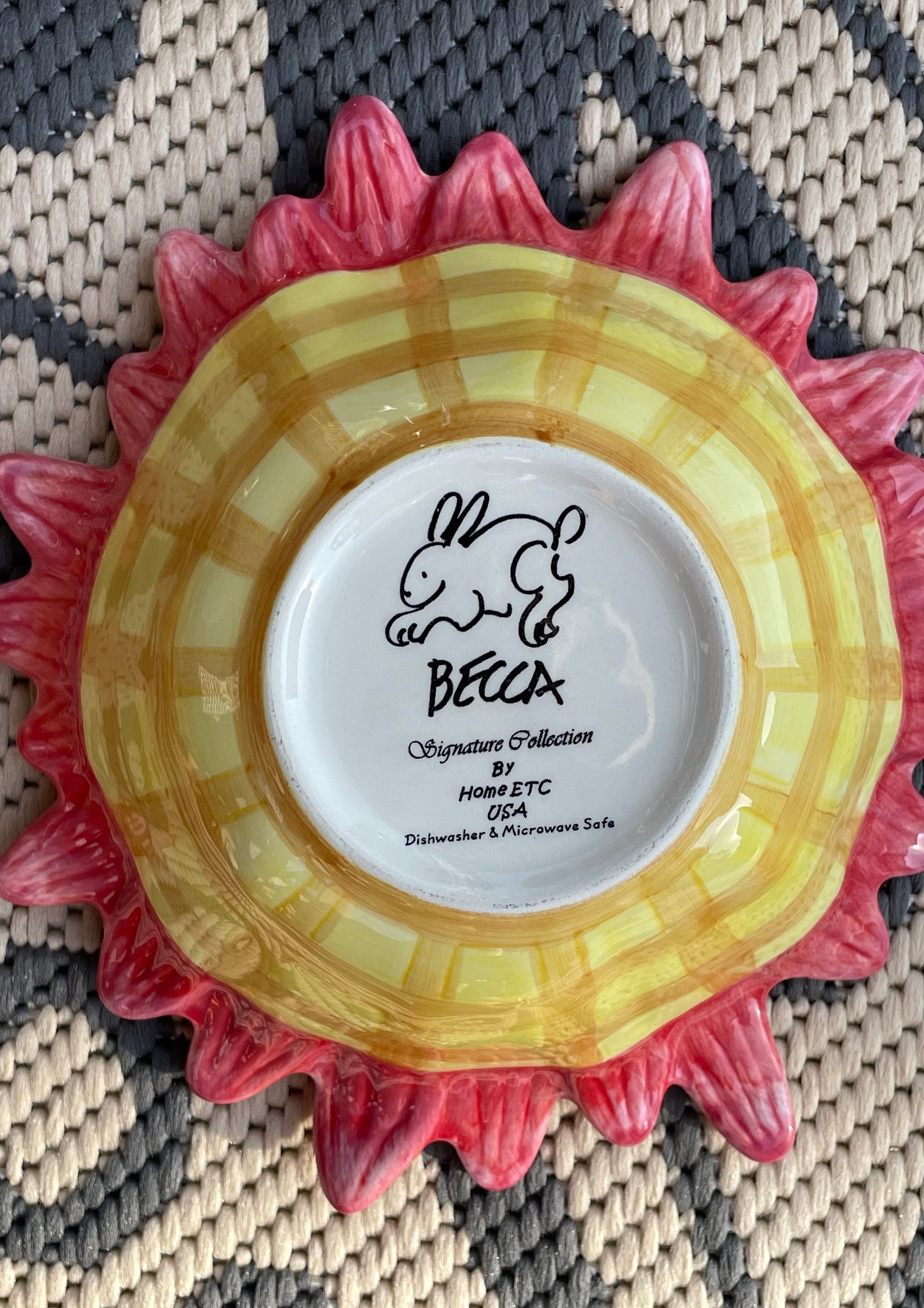 Vintage Pink Daisy Shaped Ceramic Bowls by Becca Signature Collection ...