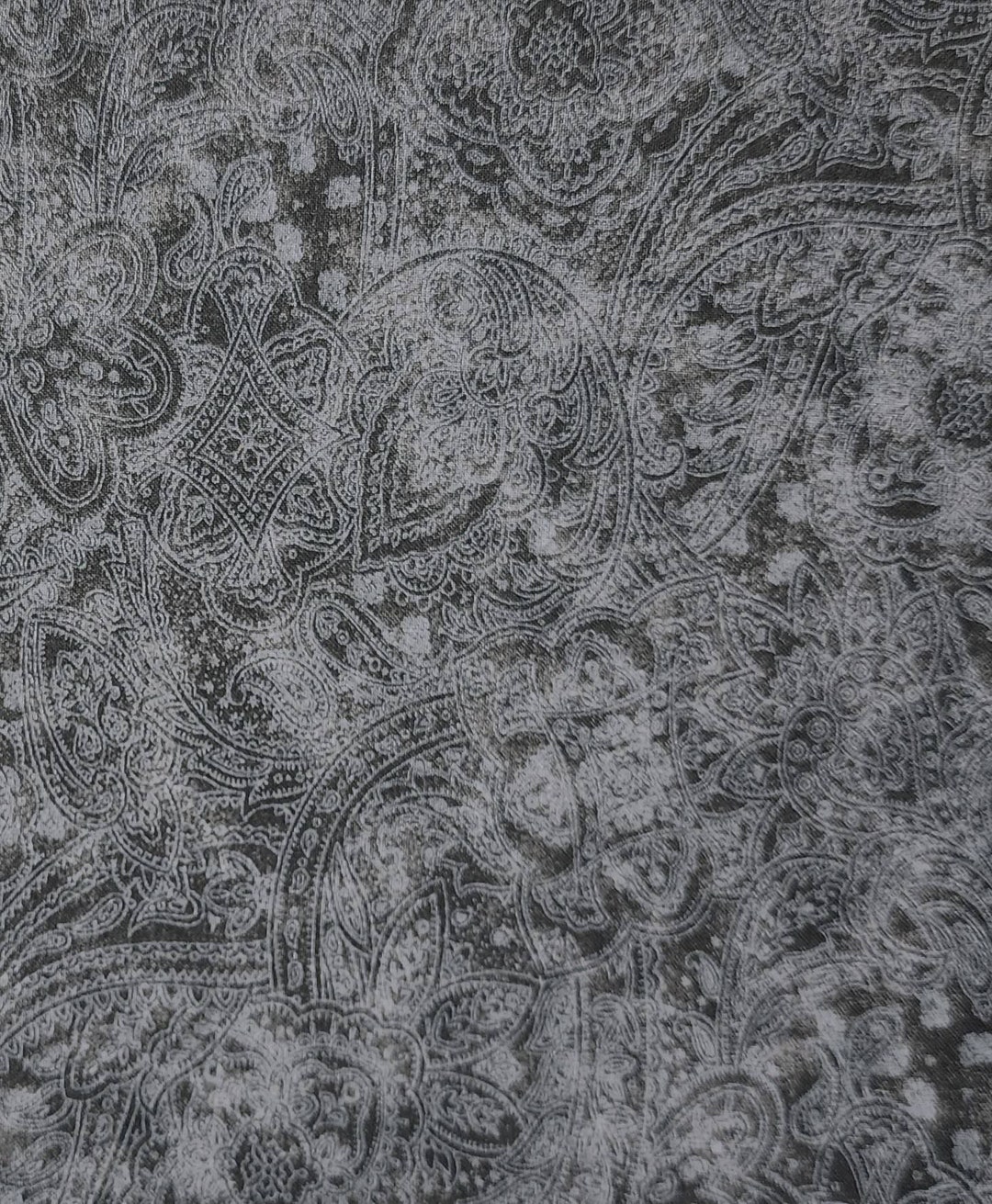 Quilt Backing Bolt End 22 X 108 Wide, 100% Quilting Cotton, Dark Smoke ...