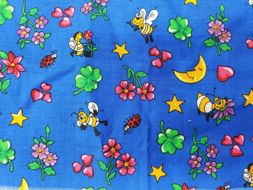 Crayon Blue Background Hearts Bumble Bees Moon 4 Leaf Clover Stars ...
