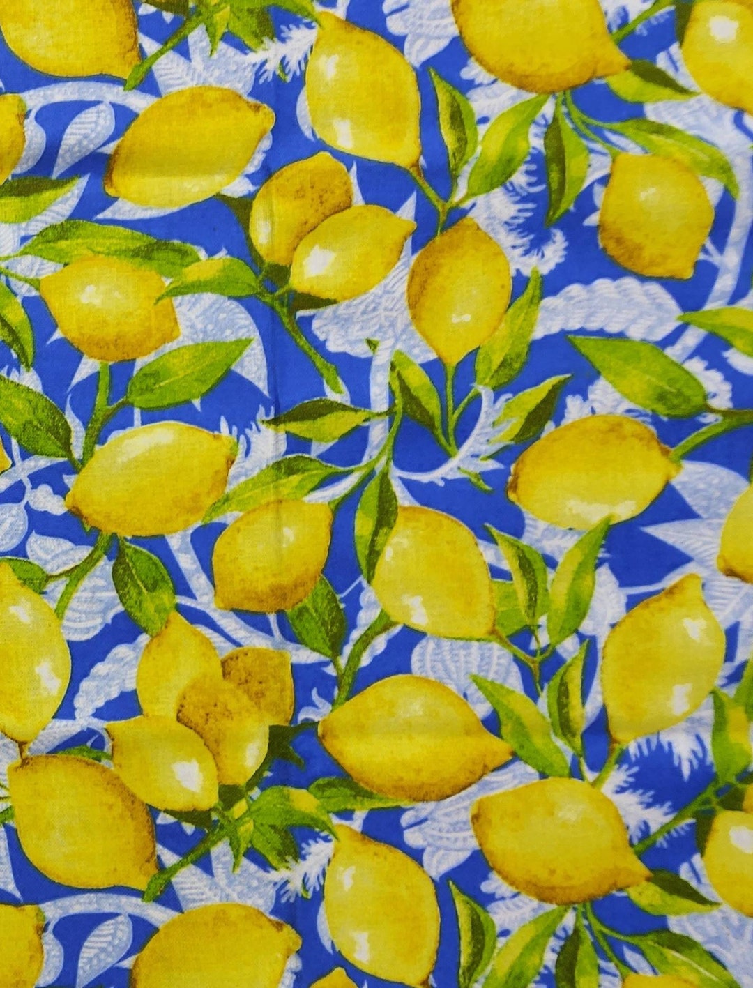 Pre-cut Fat Quarter 1/4 Yard. Lemons on Blue, Foliage. 100% Cotton ...