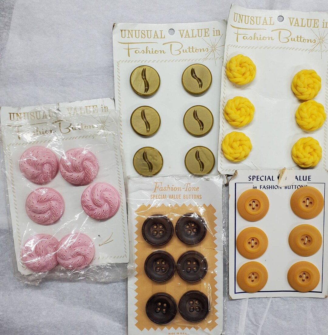 5 Packages Vintage Buttons, Each Pack Has 6 Buttons on Original Card ...