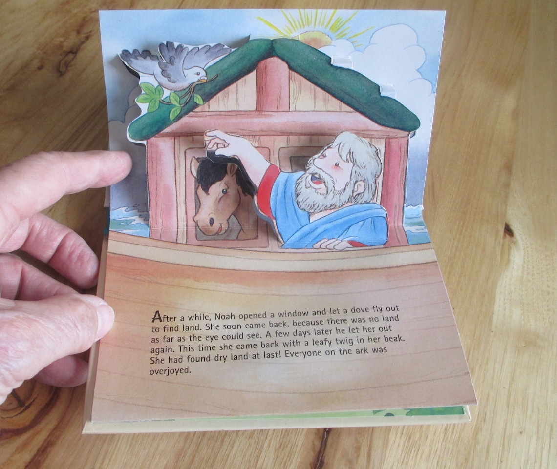 Pop up Book Noah's Ark, Part of Bible Story Series for Children in Gift ...
